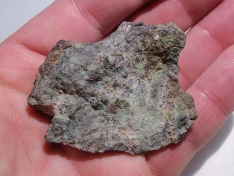 Nickelite, Chloanthite, Annabergite, Chalanches mine, Allemont.