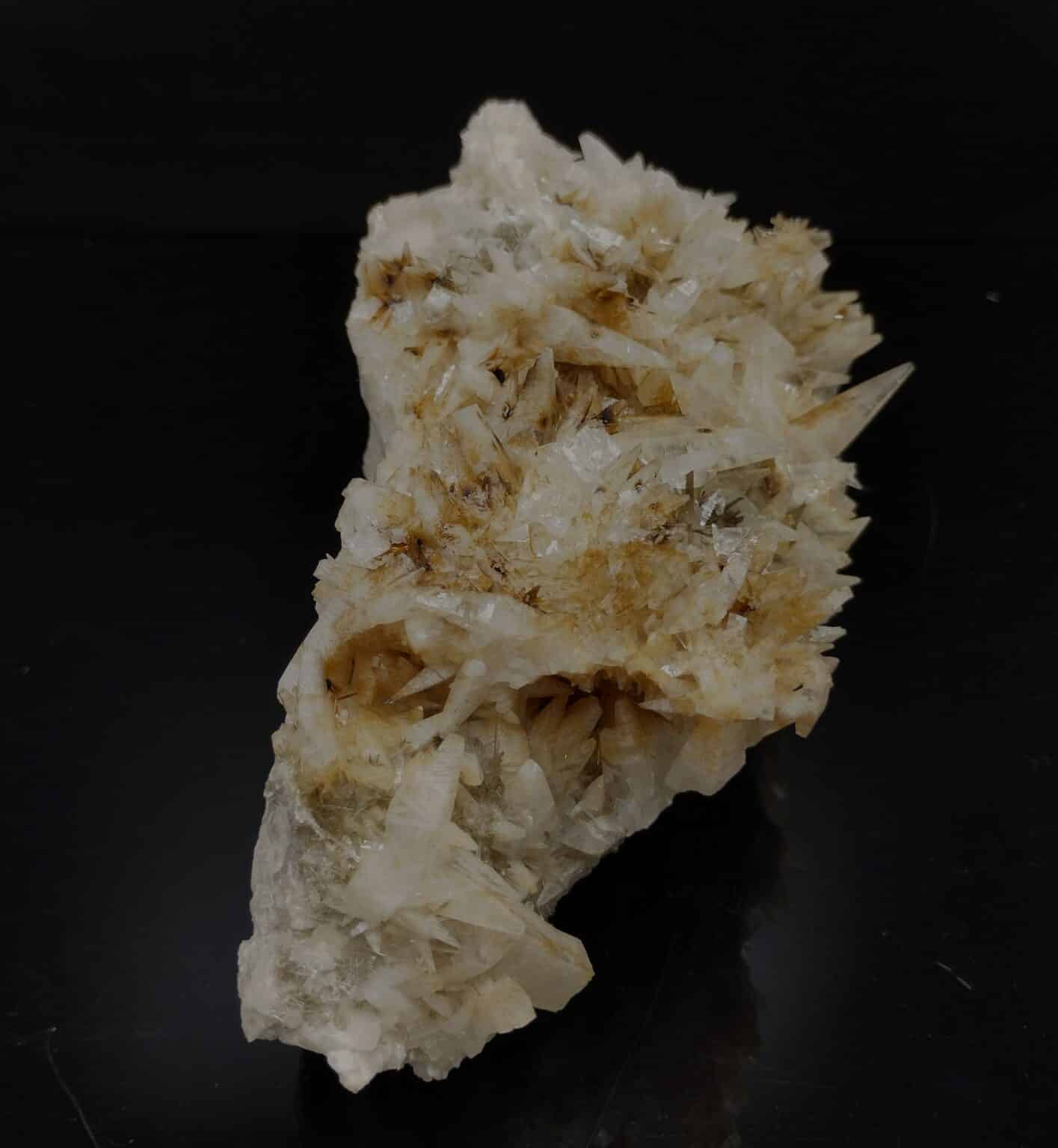 Prehnite and Pectolite, Jeffrey Mine, Asbestos, Quebec, Canada.