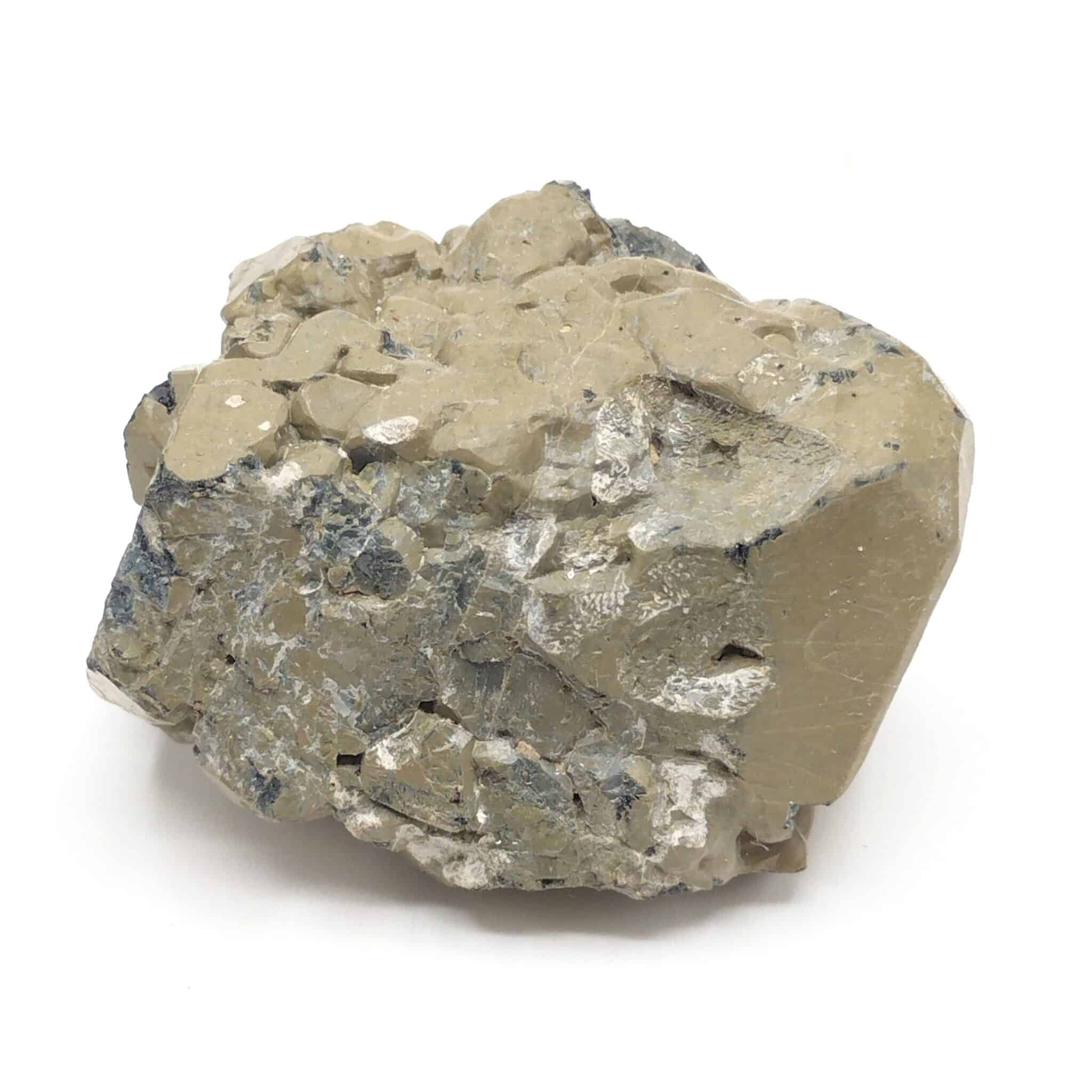 Spinel (var. Pleonaste), Betroka, Anosy, Madagascar.