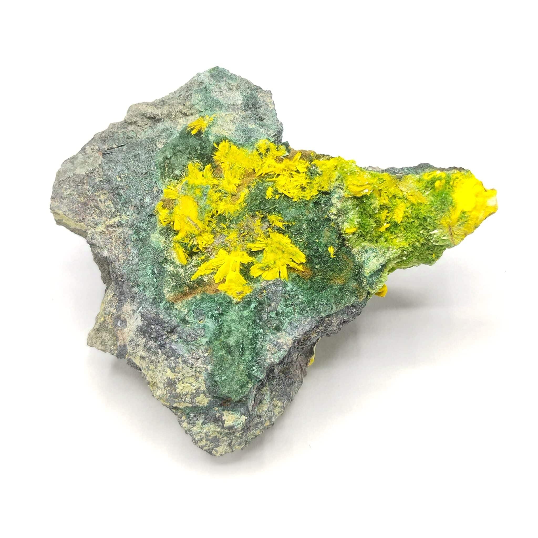 Radioactive minerals, specimens for sale, with photos.